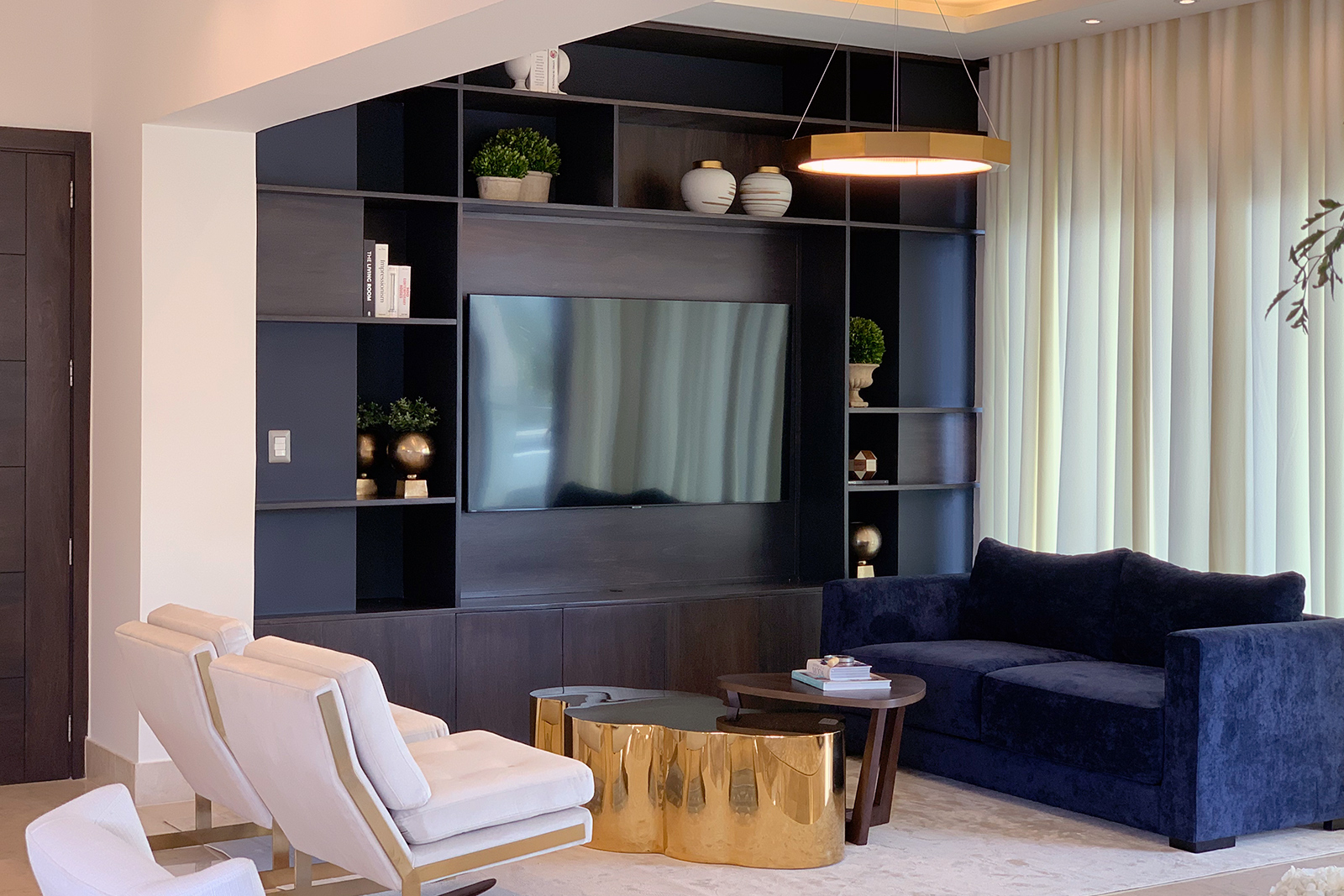 Trinitaria - Scarlett Reyes Interiors