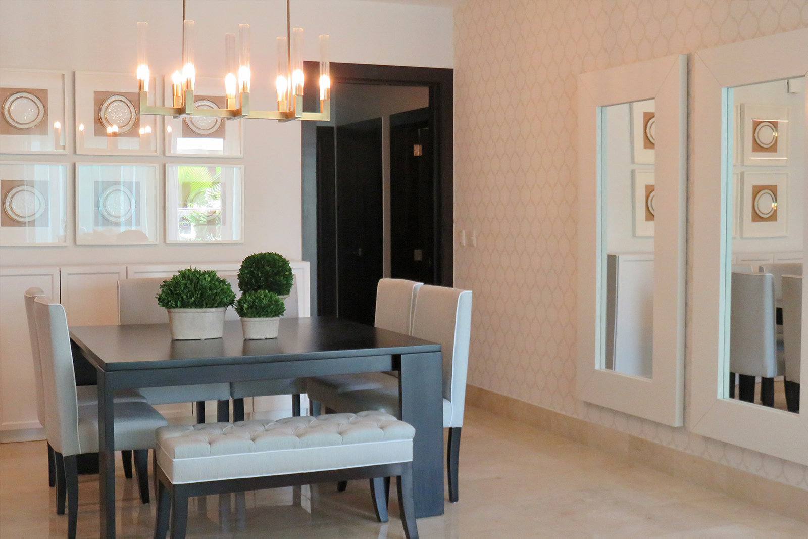 Classic Colonial Living - Scarlett Reyes Interiors